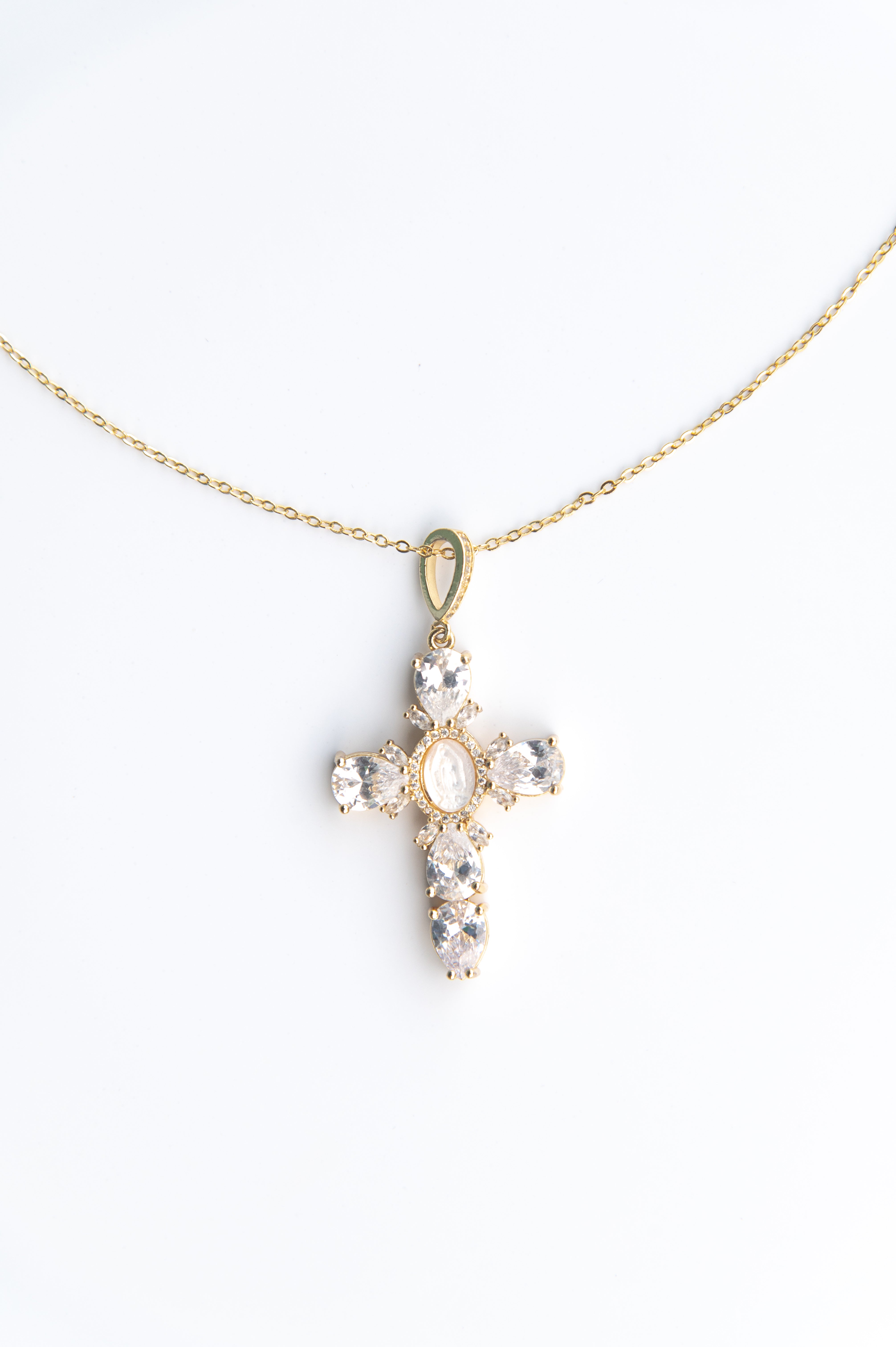 Daniella Cross Pendant – CAMILLA SERETTI